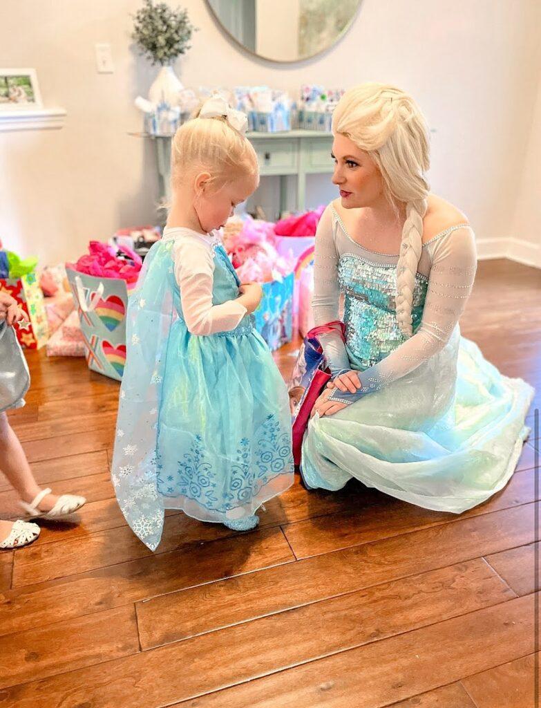 Elsa Frozen Party Character in Cincinnati