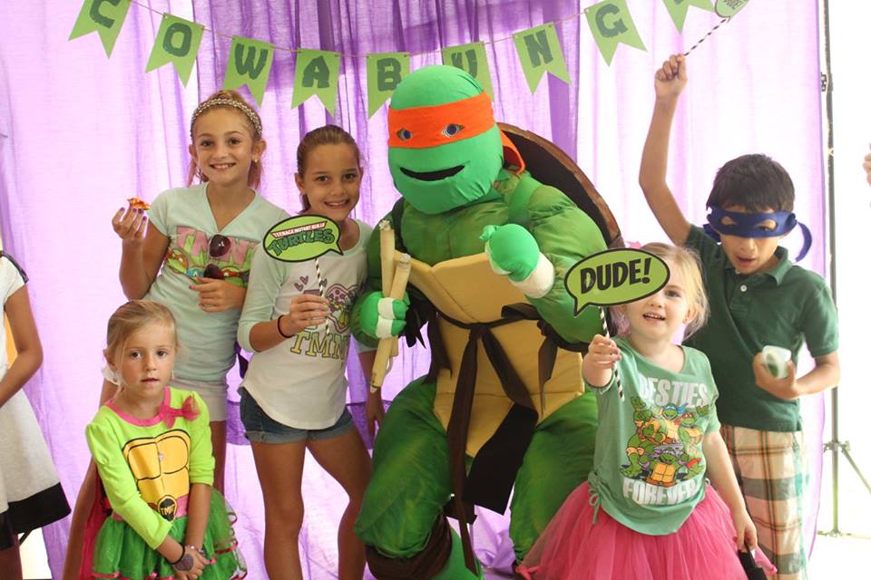 TMNT Ninja Turtle Themed Party - Girly-Girl Parteas