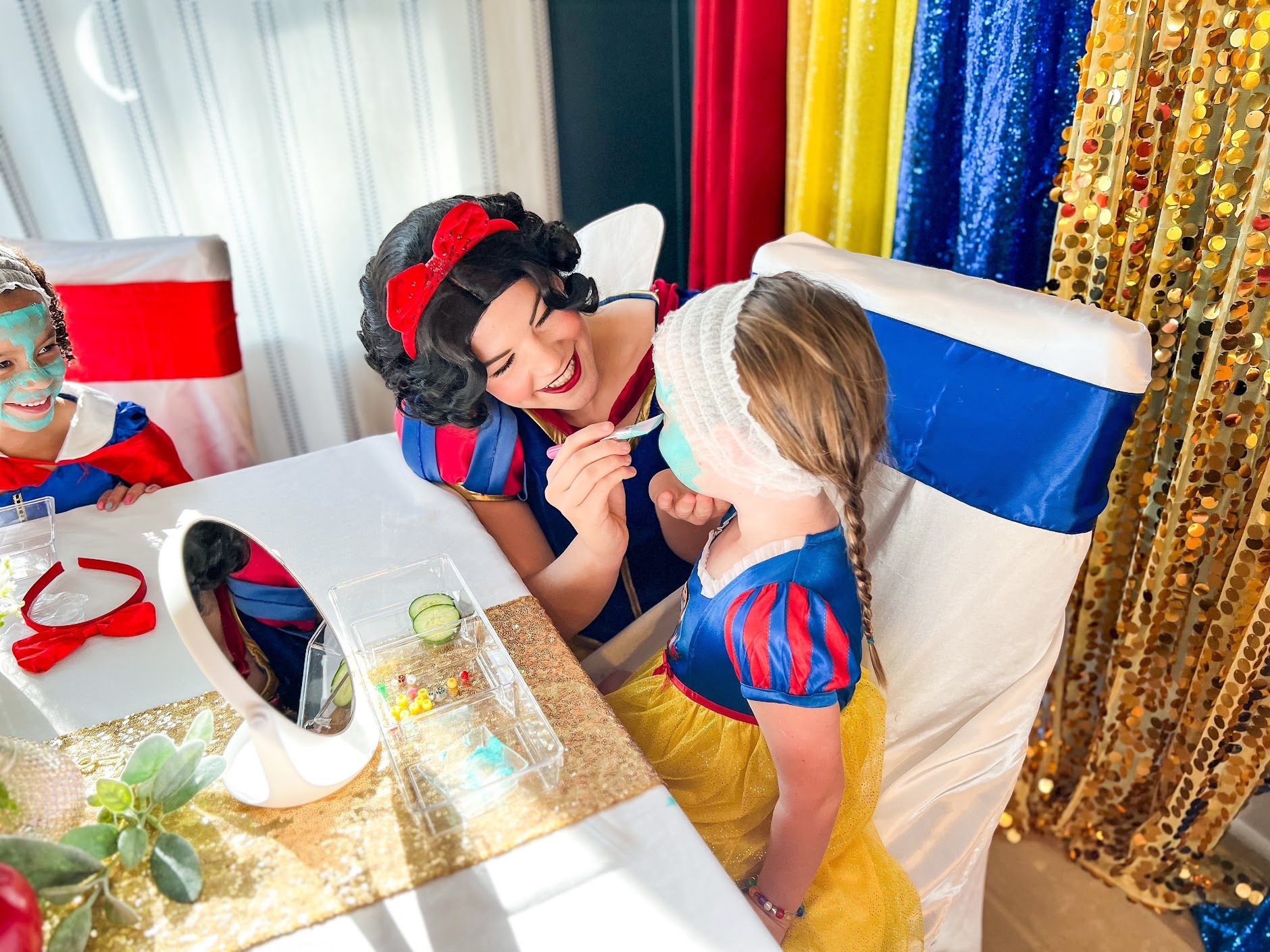 Snow White Spa Party - Girly-Girl Parteas | Princess Parties, Character ...
